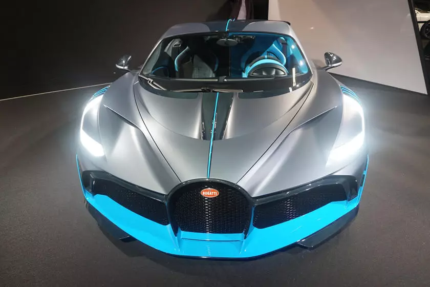 Ass e Bugatti Divo Speedster fir Debut? 66591_7