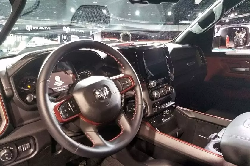 2019 Ram Li Detroit Bi Rûyê Nû û Drivetrain Hybrid vekir 66652_6