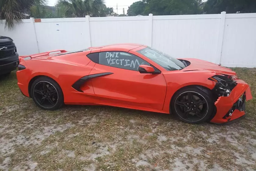 2020 Chevrolet Corvette vernietigd slechts één dag na levering 66738_3