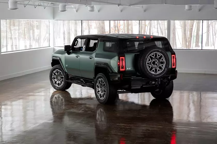 2024 GMC Hummer SUV Takakulmanäkymä