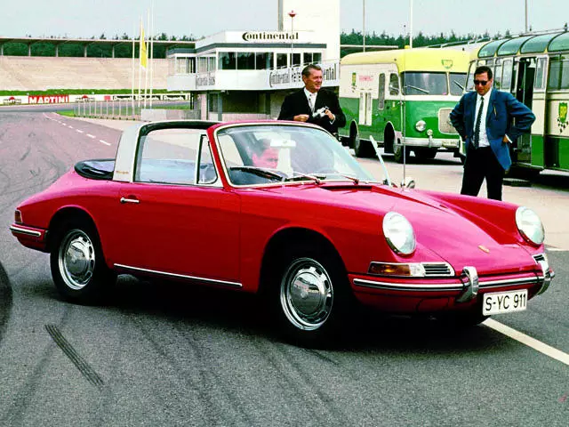 Porsche tikkanċella 911 Targa? 66889_1