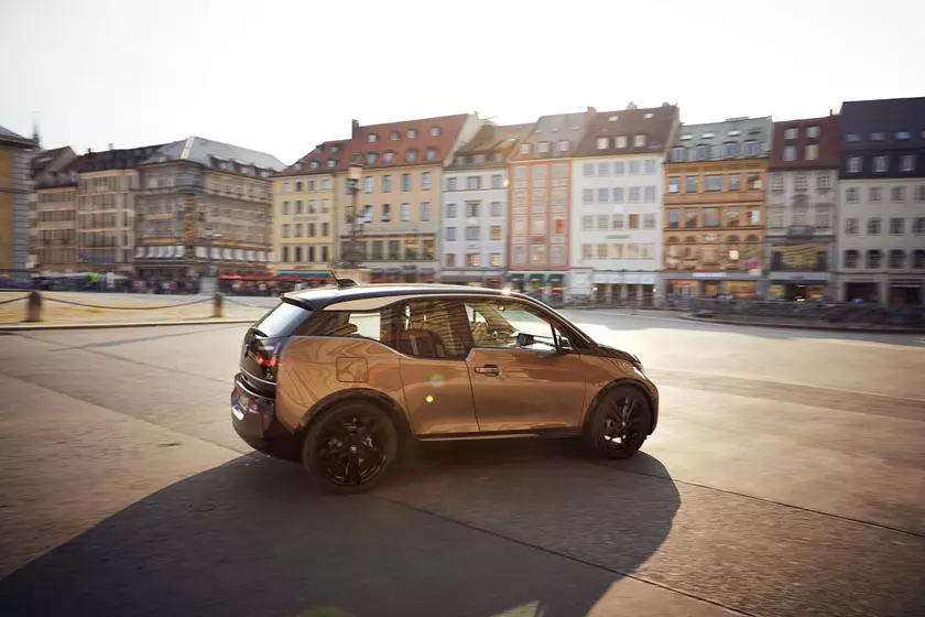 BMW Clever i3 Range Extender жасауды тоқтатады ма, әлде ол ма? 66890_2