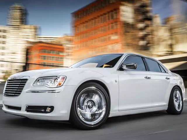 Chrysler ਨੇ 300C ਮੋਟਾਊਨ ਐਡੀਸ਼ਨ ਦਾ ਪਰਦਾਫਾਸ਼ ਕੀਤਾ 67028_1