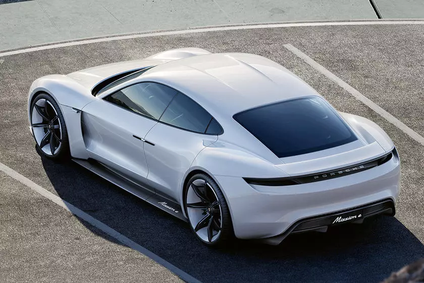 Porsche Taycan na-ekwe nkwa ịchaji ugboro abụọ ngwa ngwa dị ka Tesla 67374_5