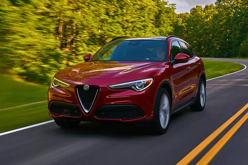 Alfa Romeo Stelvio Da Injin Giulia Suna Cikin Hatsarin Kama Wuta 67504_3