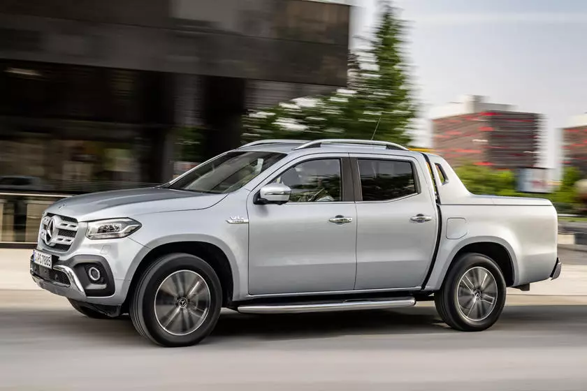 Mercedes X-klase sa šest kotača postavljen za borbu protiv AMG-G63 6x6 68068_7