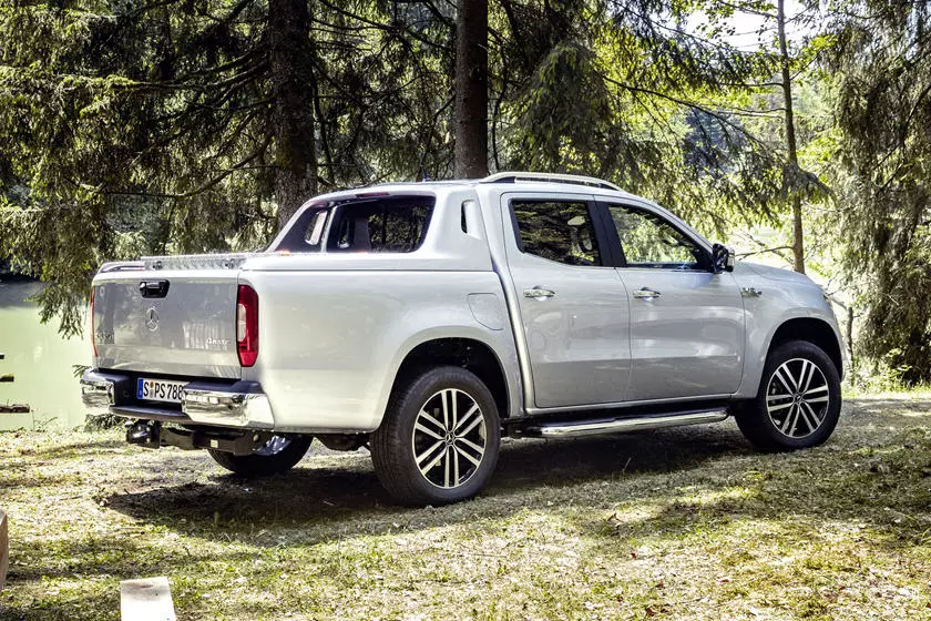 Mercedes X-klase sa šest kotača postavljen za borbu protiv AMG-G63 6x6 68068_8