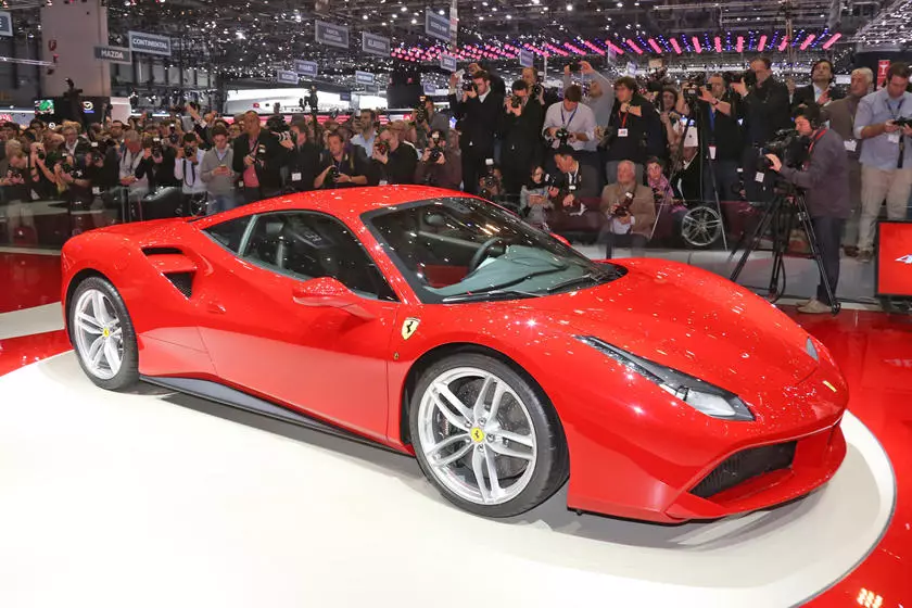 Maling Ferrari 488 Teu Bisa Nyaho Transmisi Otomatis 68601_2