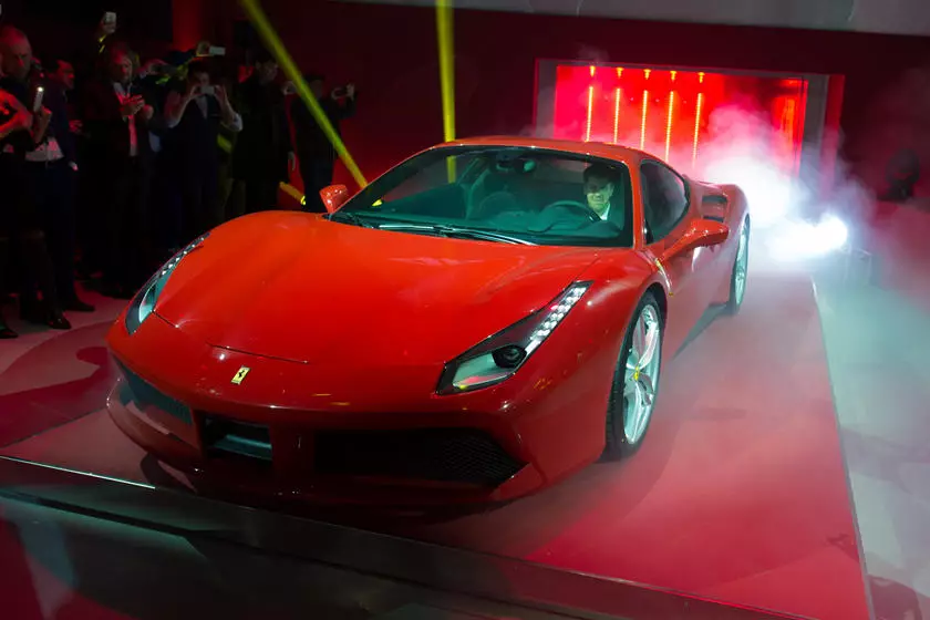 Maling Ferrari 488 Teu Bisa Nyaho Transmisi Otomatis 68601_3