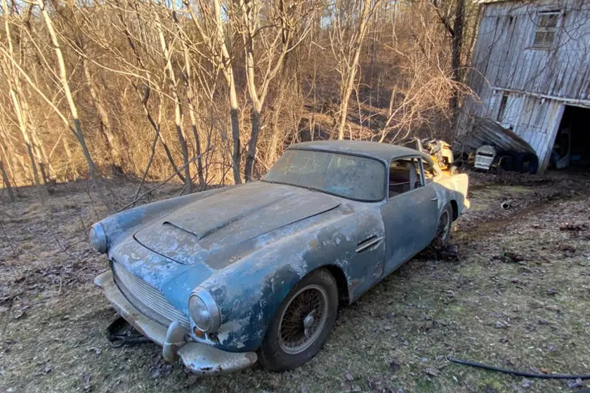 Tarihi Aston Martin DB4 30 Yıl Sonra Yeniden Keşfedildi 68644_3