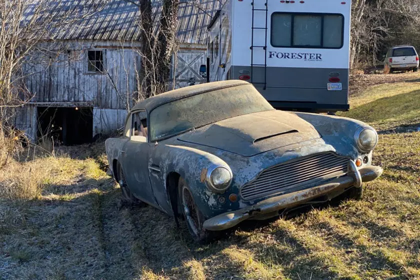 L'Aston Martin DB4 historique redécouverte après plus de 30 ans 68644_8