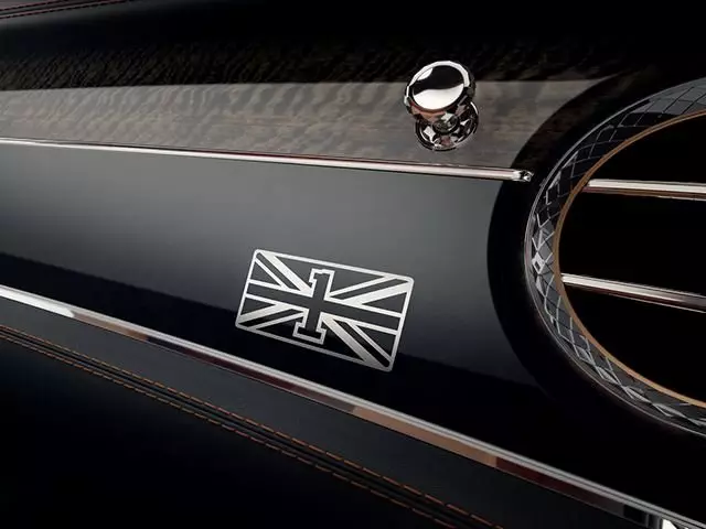Bentley Continental GT First Edition святкуе брытанскія карані брэнда 68654_3