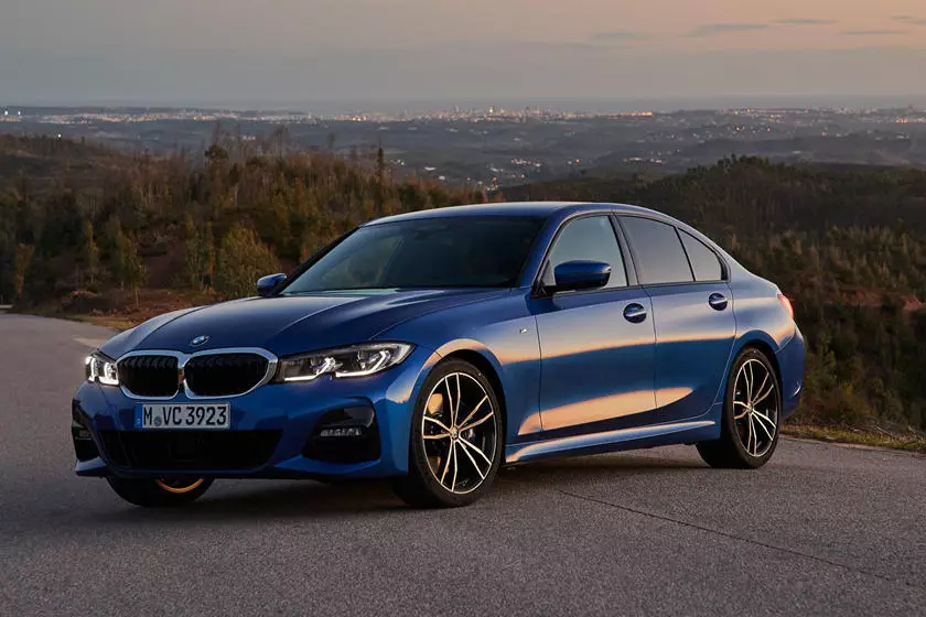 BMW 3 સિરીઝની થડ કેમ અચાનક નાની થઈ ગઈ? 68884_1