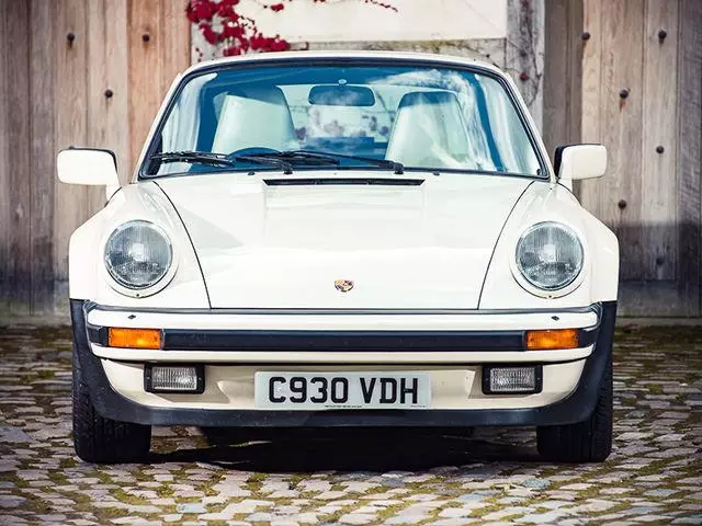 Porsche 911 od Judas Priest hledá nového majitele 69026_1