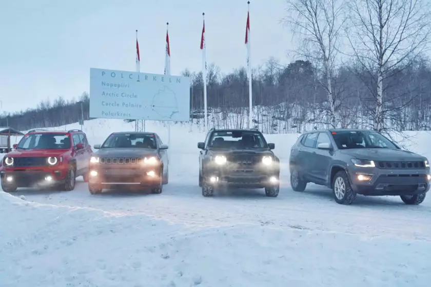 Jeep tõestab, et selle pisikesed hübriidid on endiselt võimelised 69036_1