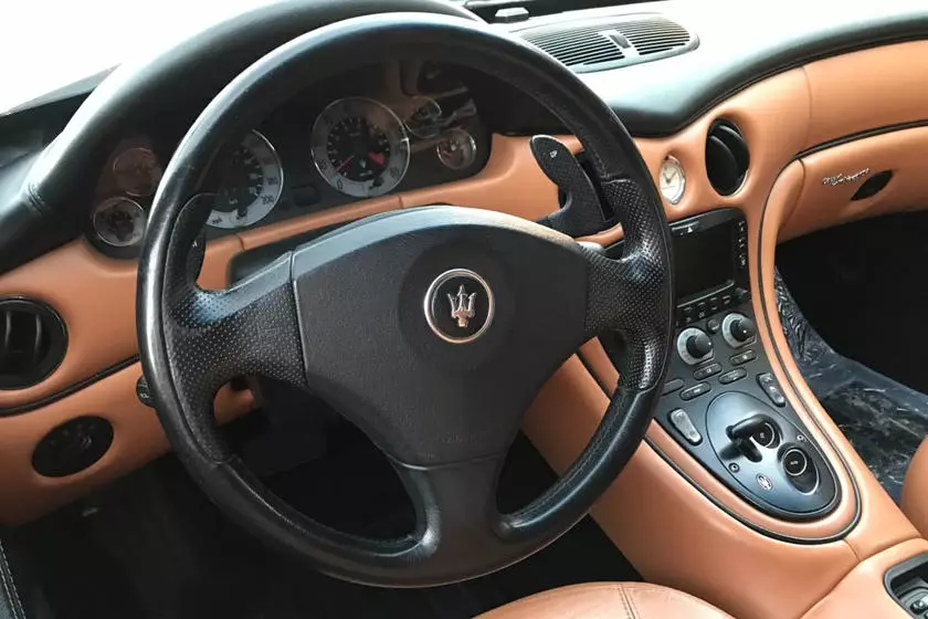 සතිපතා Craigslist සැඟවුණු නිධානය: 2002 Maserati GT Coupe 69064_5