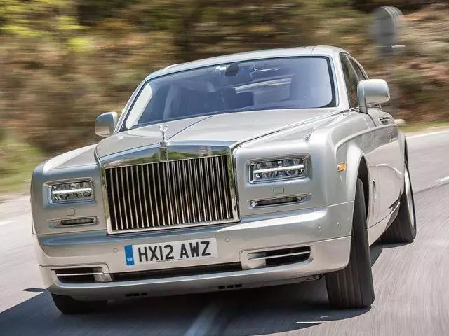 Маҳдудиятҳои сарфаи сӯзишворӣ на танҳо ба Феррари, балки ба Rolls Royce ҳам зарар мерасонанд 69329_1