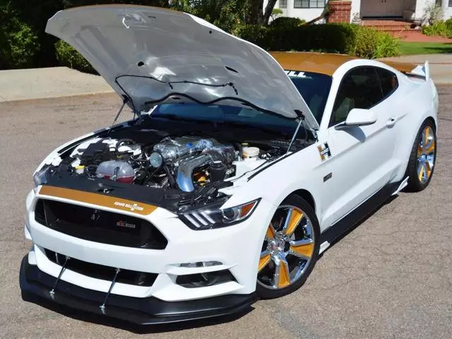 Hurst Yipada Sinu Gear Fun SEMA 2016 Pẹlu 750-HP Ford Mustang 69352_1