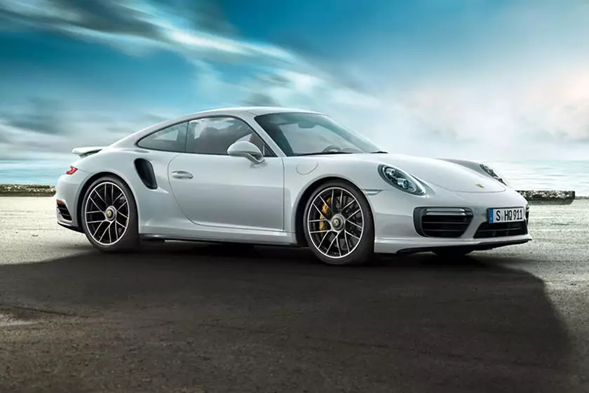 Tämä 1 200 hevosvoiman Porsche 911 voisi tehdä ainutlaatuisen nopeusennätyksen 69359_5