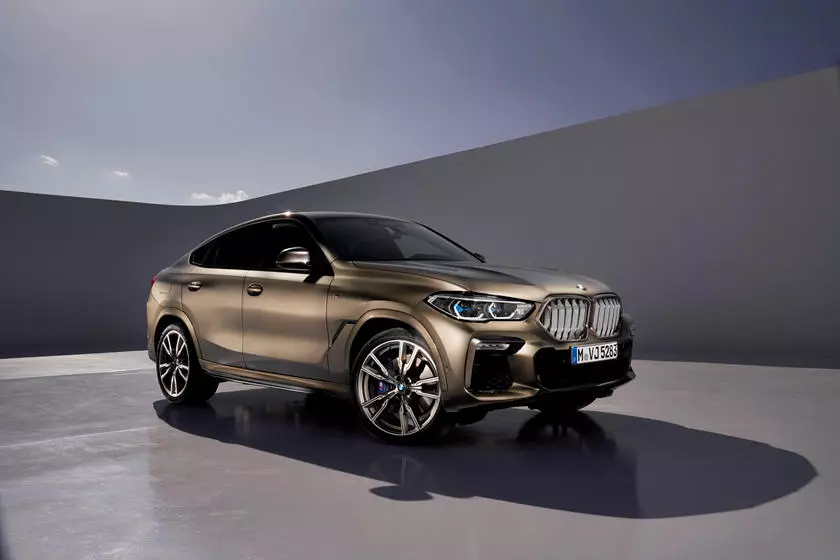 پورش ڪيين ڪوپ بمقابله. BMW X6: ڪهڙي SUV-Coupe بادشاهه آهي؟ 6936_4