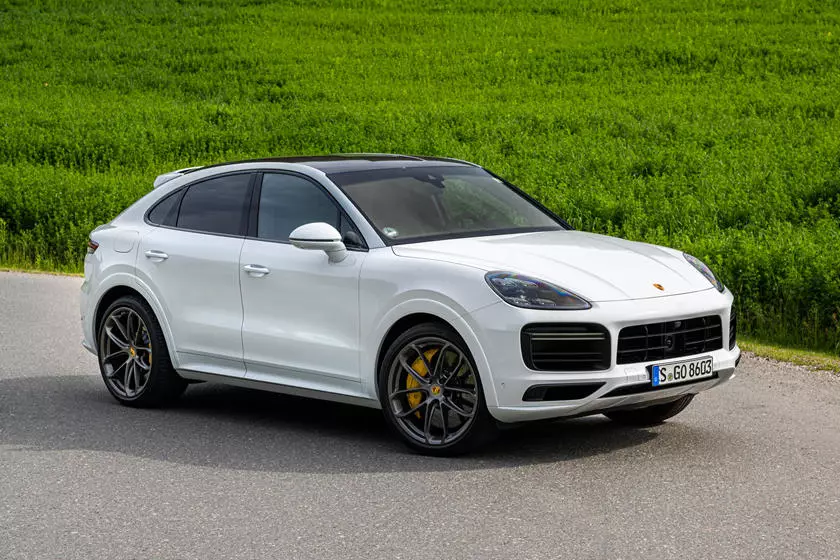 Porsche Cayenne Coupé Vs. BMW X6: quale SUV-Coupé è il re? 6936_6