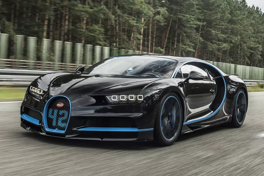 Сардори Bugatti аз нерӯи барқ бовар намекунад 6962_2