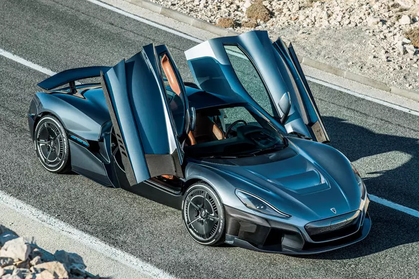 2020 Rimac C Twee voorhoekaansig