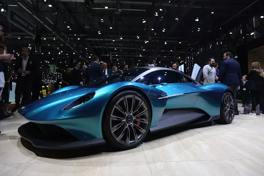 Aston Martin se preparando para lutar contra Ferrari 296 GTB em 2023 6982_12