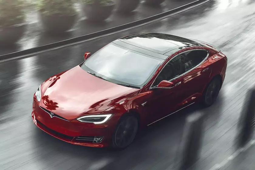 Tesla til købere: Du har indtil 15. oktober til at få et skattefradrag på $7.500 70105_2