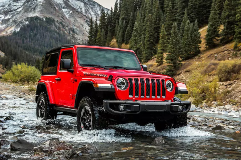 2018-2020 Jeep Wrangler aurreko angeluaren ikuspegia