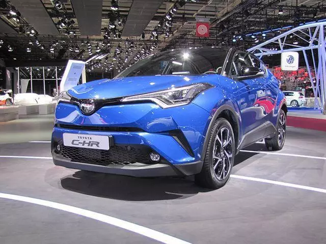 Toyota C-HR Yana Zuwa LA: Shin Zai Zama Fiye da Jaka-Up Prius? 70640_1