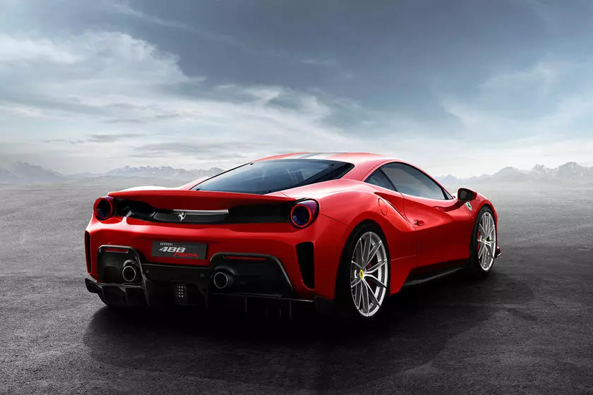 Το Tributo της Ferrari F8 αποκαλύφθηκε ως αντικατάσταση 488 GTB 70783_8