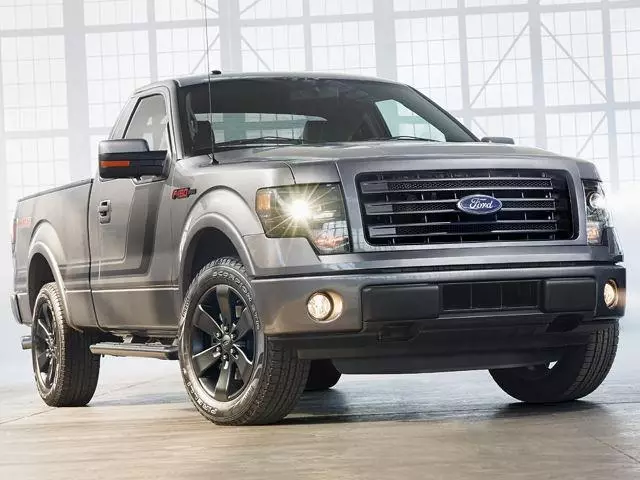 Lebih dari Separuh Pembeli Ford F-150 Tidak Menginginkan V8 70979_2