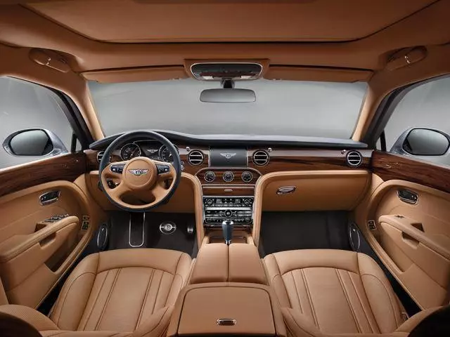 Коя е тайната съставка, която кара всеки да иска Bentley? 71088_5