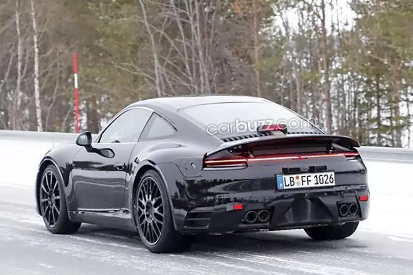 Porsche di que o 911 será o último modelo en abandonar o seu motor de gasolina 71505_6