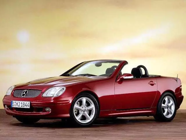 အားကစားကားများနီးပါး- Mercedes-Benz SLK 71506_4