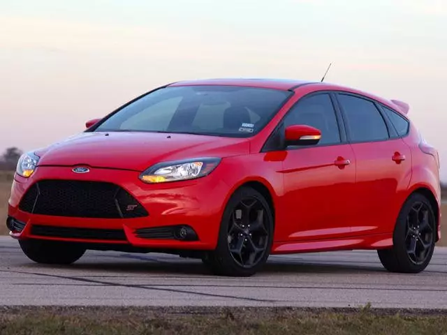 Ford Focus ST propriu al lui Hennessey 71637_1