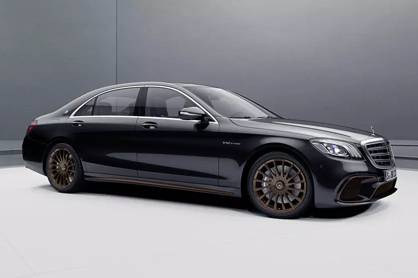 Mercedes-AMG S65 අවසාන සංස්කරණය V12 Performance Limo යවයි 71741_1