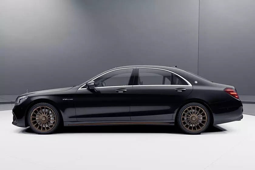 Mercedes-AMG S65 अंतिम आवृत्ती V12 परफॉर्मन्स लिमो ऑफर करते 71741_3