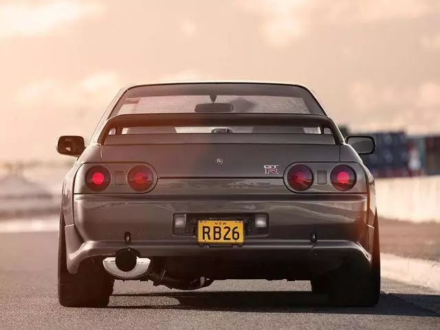 Почему покупка Nissan Skyline R32 за 20 000 долларов может окупиться 71816_1