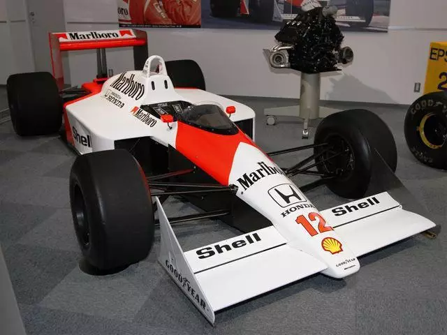 Ang McLaren ug Honda Nag-uban nga Puwersa Alang sa Bag-ong Mga Salakyanan sa Dalan? 71974_1