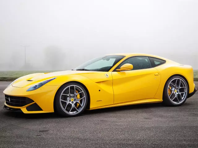 Ferrari F12 Berlinetta nke Novitec Rosso dere 72244_1