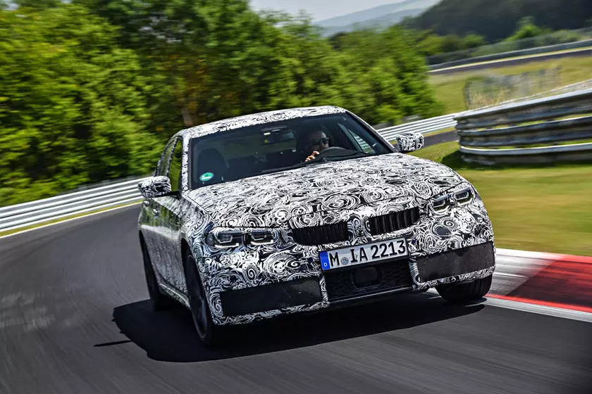 Бу Бөтенроссия 2019 BMW 3 сериясе таблицада яшерелгәнме? 72296_2