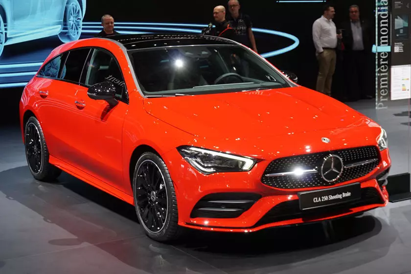 புதிய Mercedes CLA ஷூட்டிங் பிரேக் உள்ளே அதிக அறையை வழங்குகிறது 72704_1