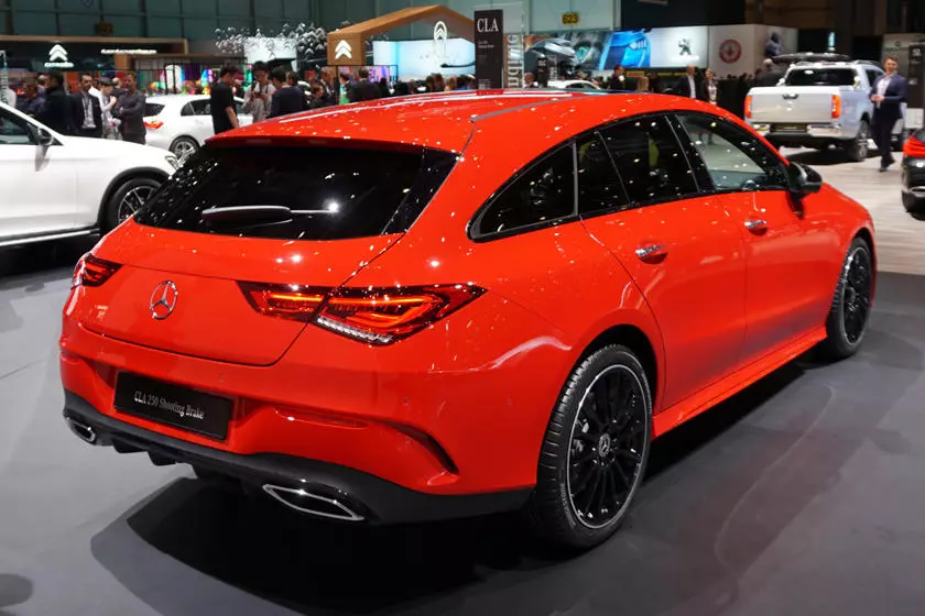 Mercedes CLA Shooting Brake berriak gela gehiago eskaintzen du barruan 72704_2