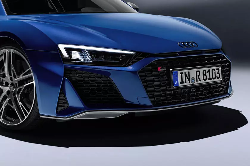 2019 Audi R8 သည် ပါဝါပို၍ ဆန်းသစ်သော ဒီဇိုင်းဖြင့် တောက်ပလာပါသည်။ 73479_14