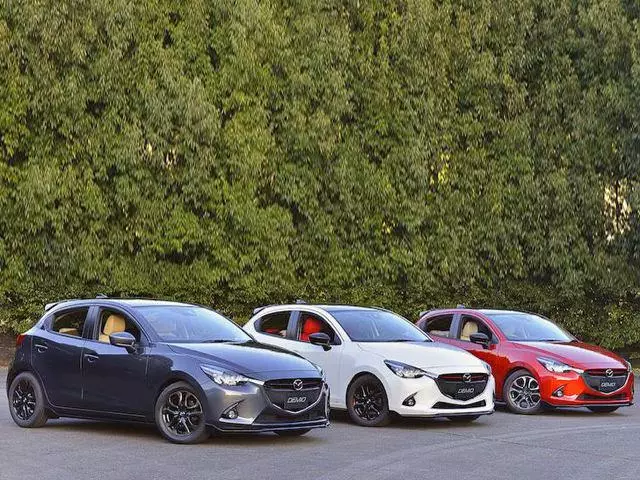 Mazda 2015 Токио автосалонында ясалган җиде көйләнгән модель белән таныштыра 73864_5