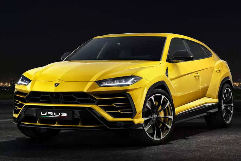 Lamborghini Urus እንደ ኮርቬት ይመስላል? 7391_3