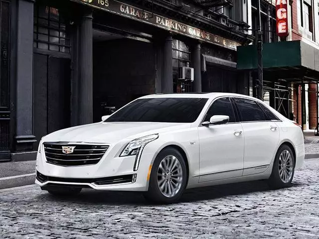 Cadillac waxay ku hagaajisaa ELR oo leh CT6 Hybrid degdeg ah oo yaab leh 74008_1