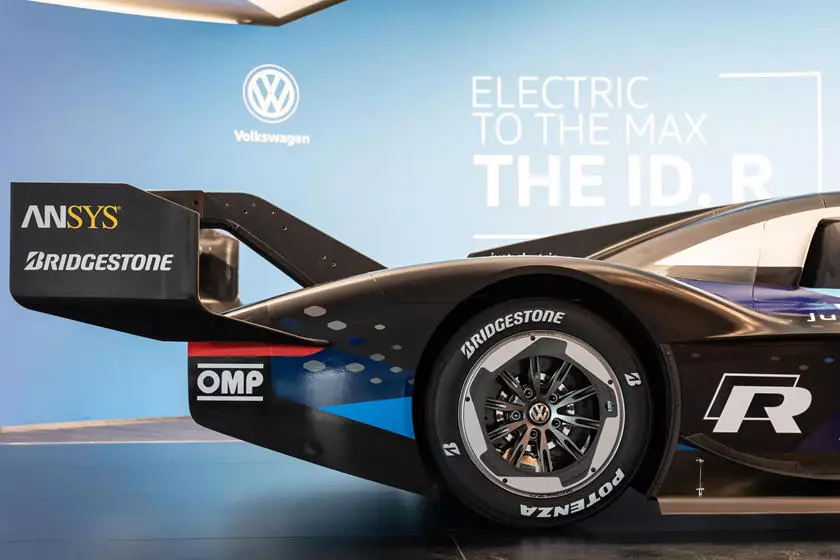 Volkswagen's volledig elektrische ID. R komt aan op de Nürburgring 74086_9